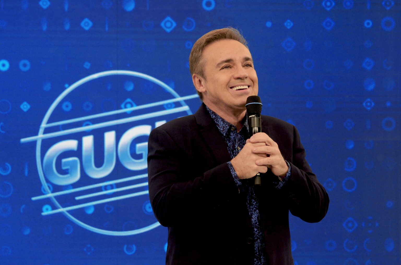 Gugu, um dos maiores apresentadores da TV brasileira, morre aos 60 anos ...